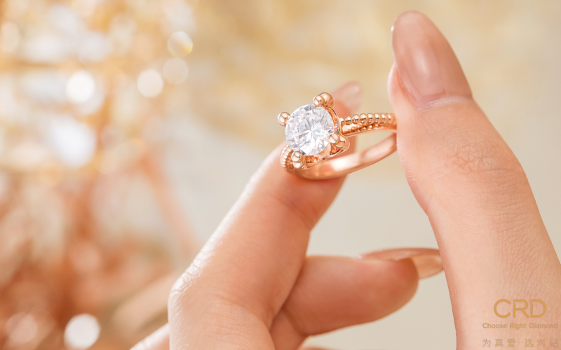 AU750戒指和PT950戒指哪个好，哪个更好看？ - CRD克徕帝珠宝官网